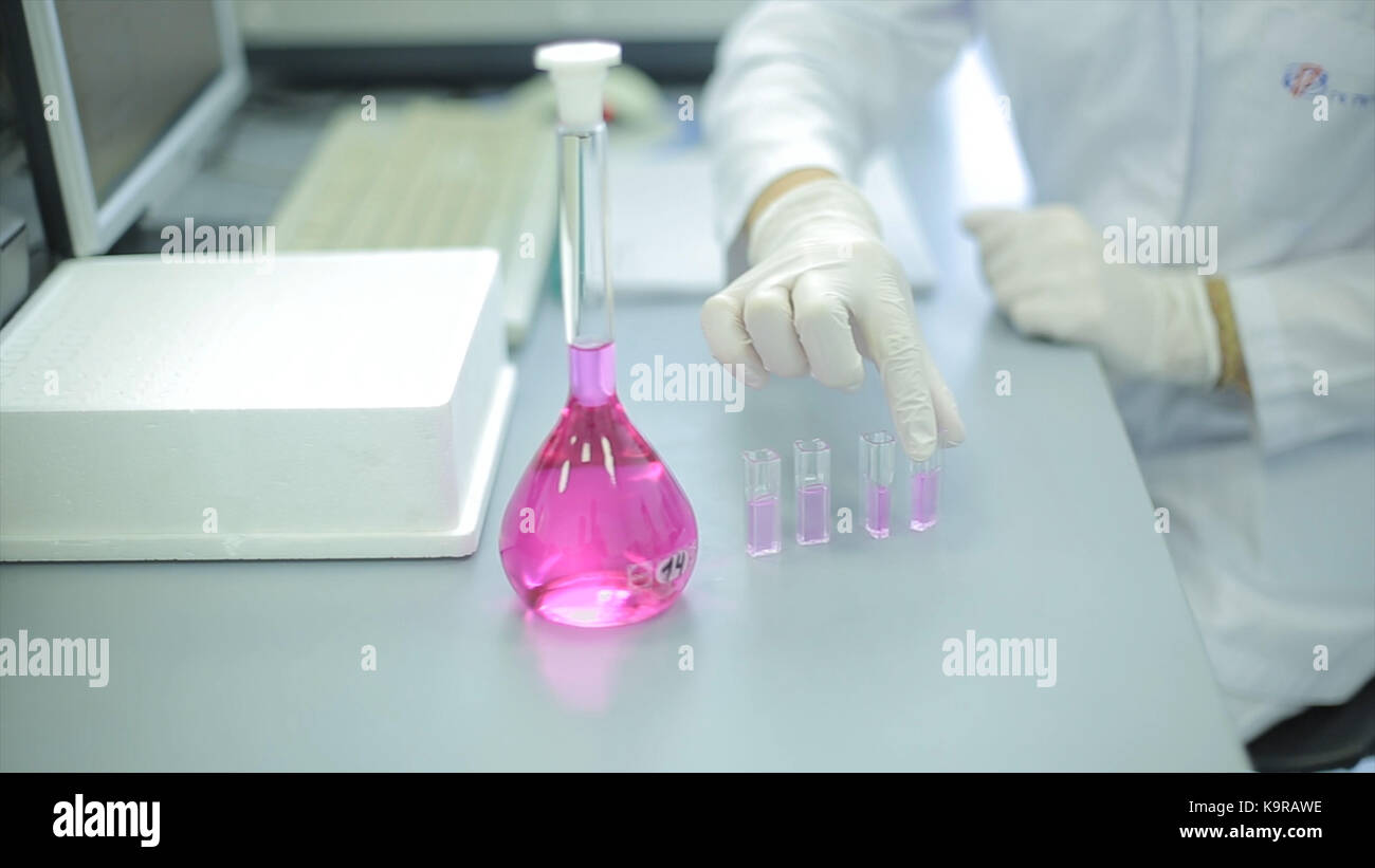 Pharmazeutische Tests Stockfotos und -bilder Kaufen - Alamy