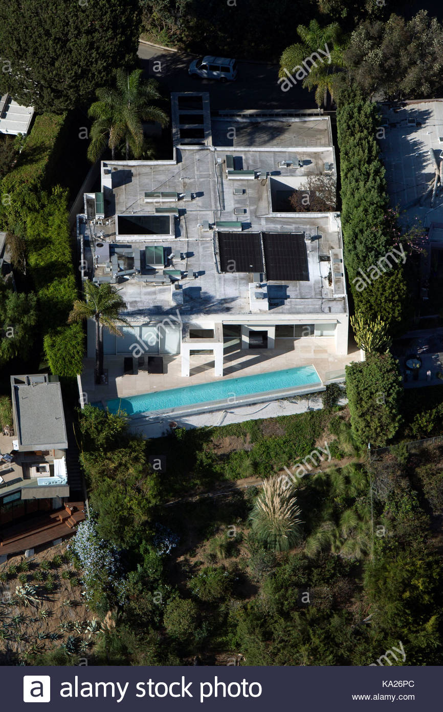 Keanu Reeves Home Stockfotos & Keanu Reeves Home Bilder - Alamy