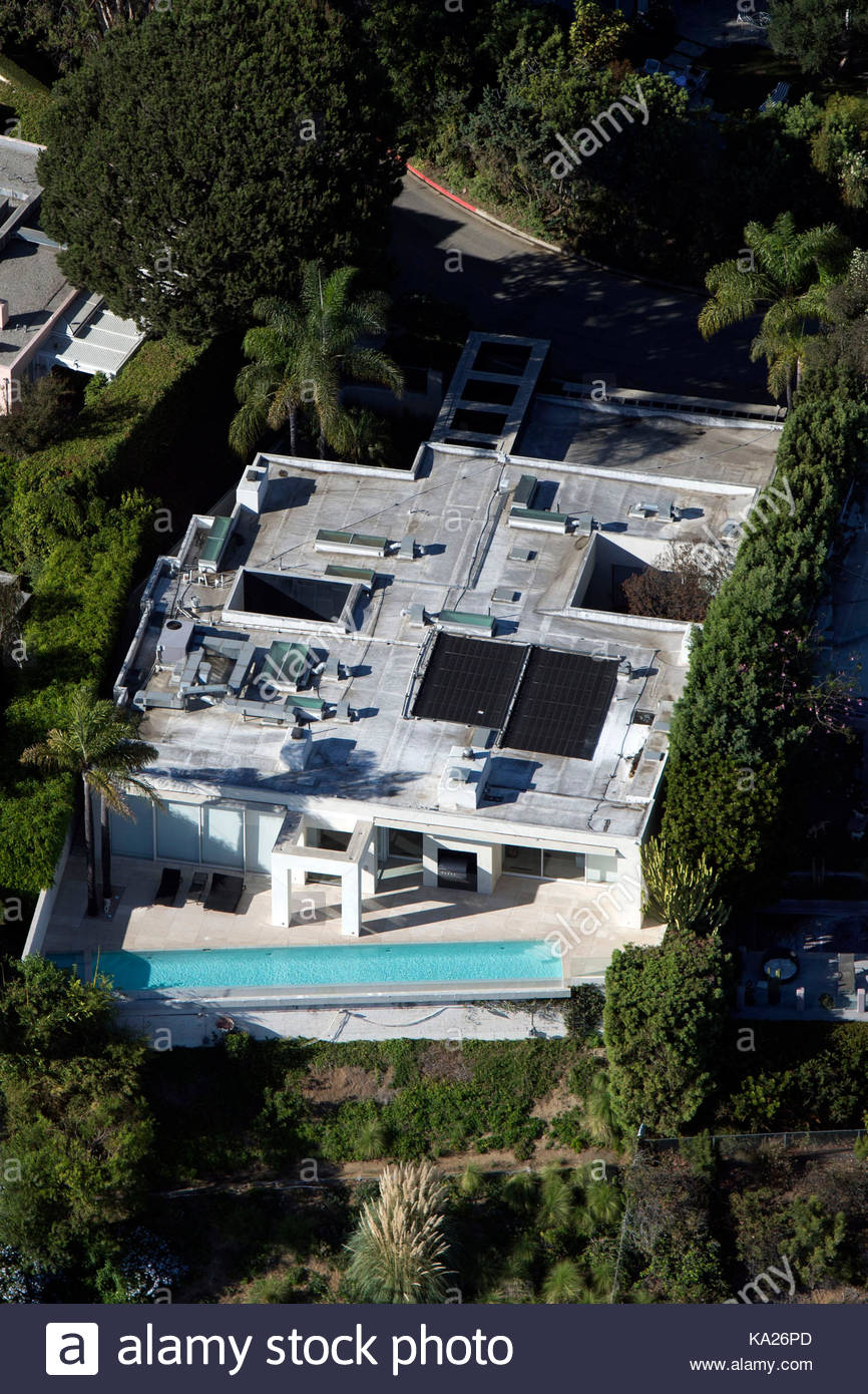 Keanu Reeves Home Stockfotos & Keanu Reeves Home Bilder - Alamy