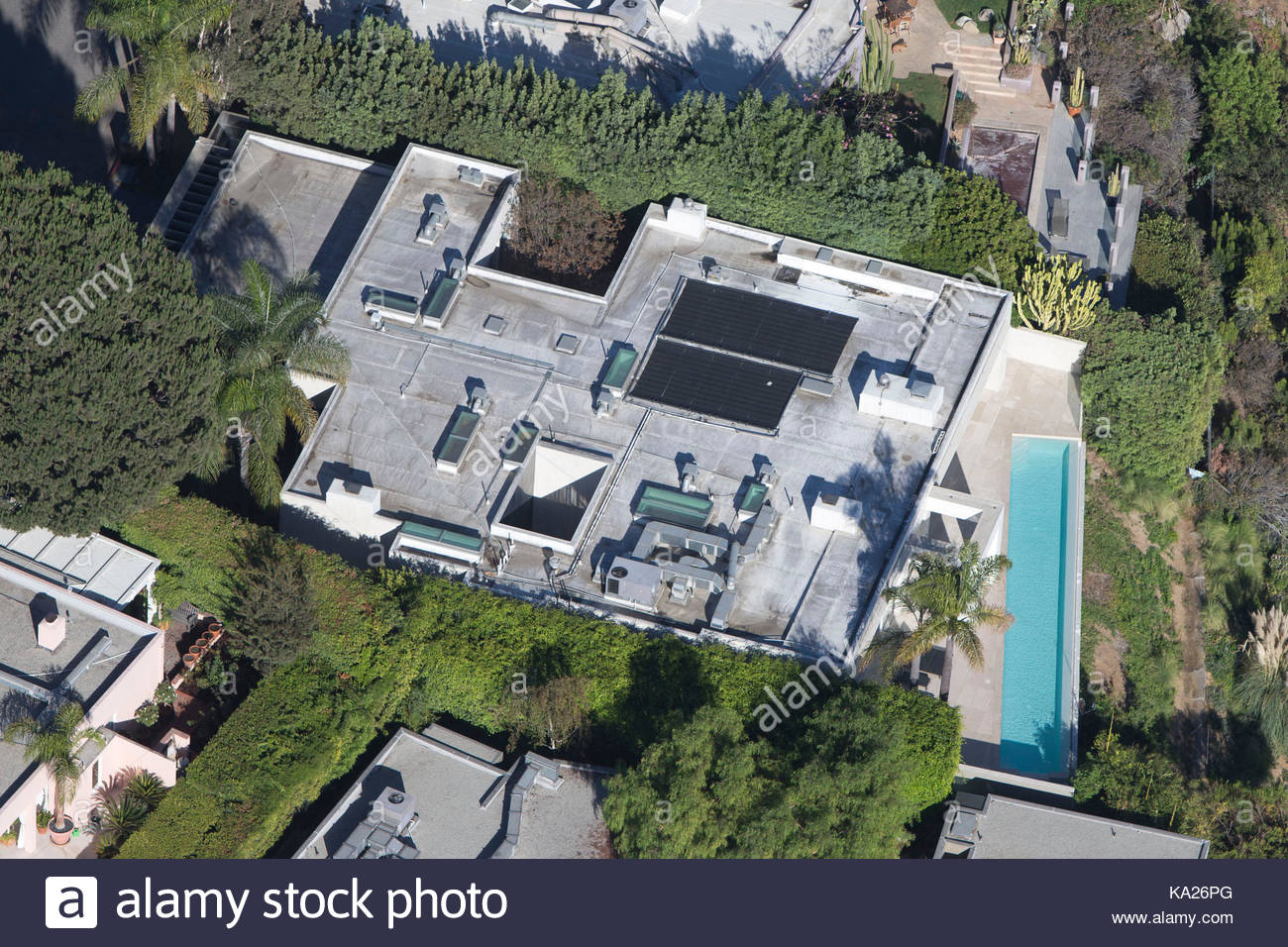Keanu Reeves Home Stockfotos & Keanu Reeves Home Bilder - Alamy