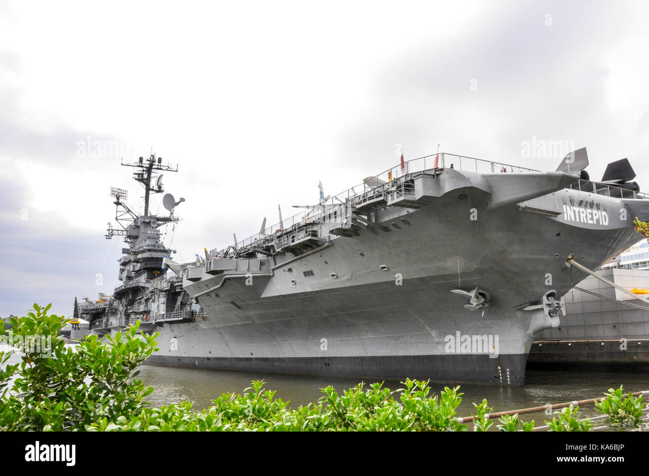 Uss Intrepid Aircraft Carrier Stockfotos & Uss Intrepid Aircraft Carrier Bilder - Alamy