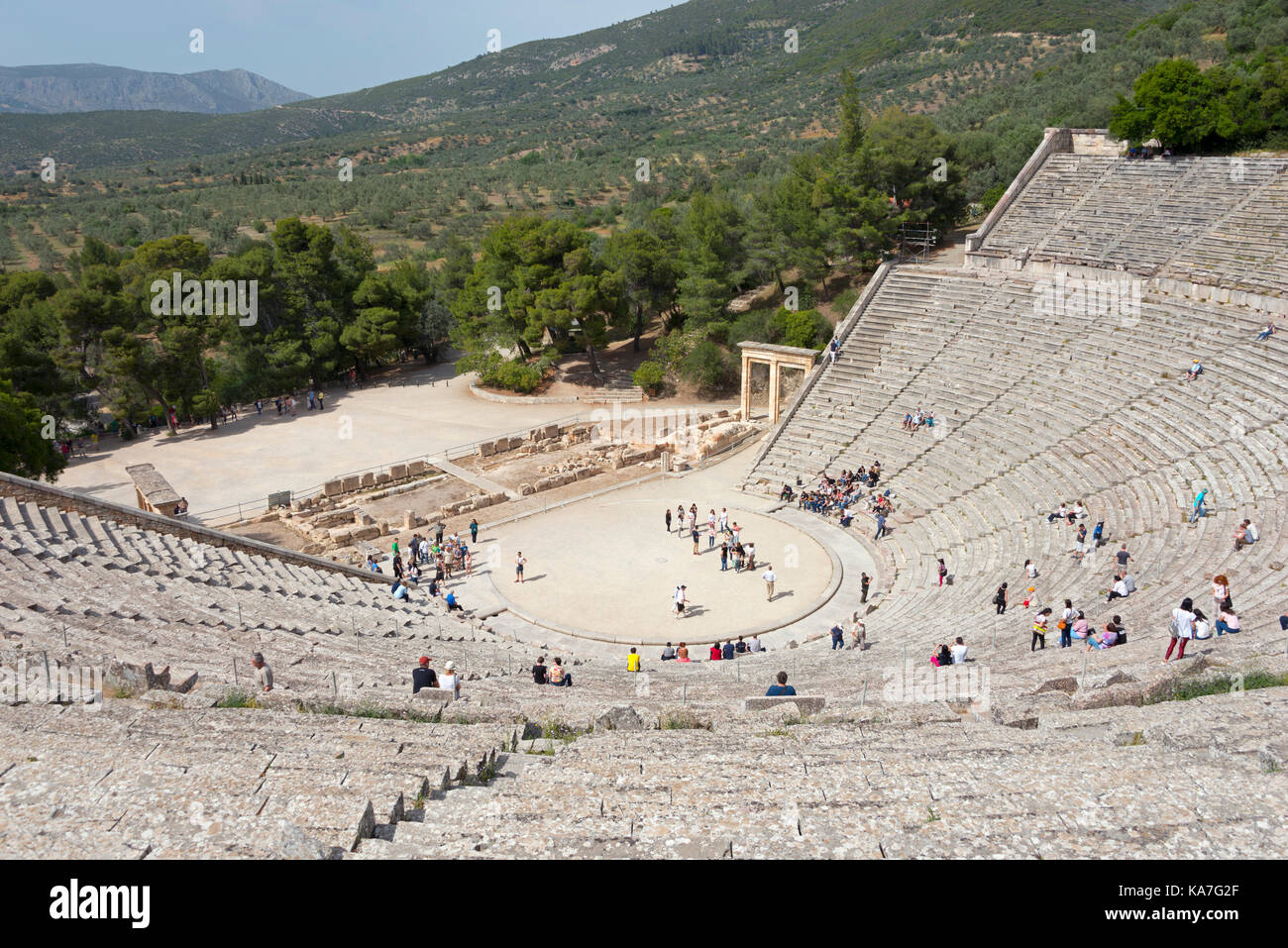 Antikes theater von epidauros -Fotos und -Bildmaterial in hoher ...