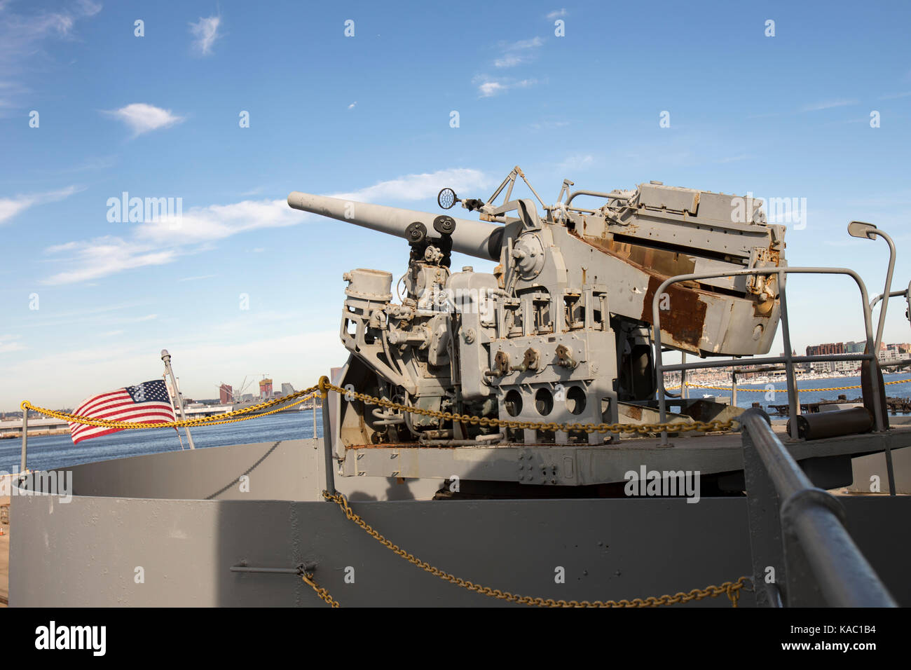 Convoy escort -Fotos und -Bildmaterial in hoher Auflösung – Alamy