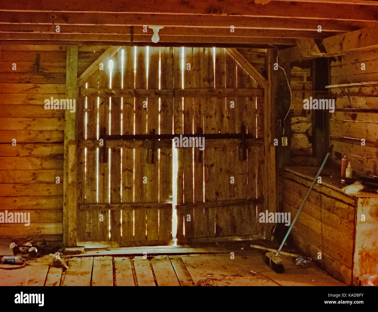 Schuppen scheune -Fotos und -Bildmaterial in hoher Auflösung – Alamy