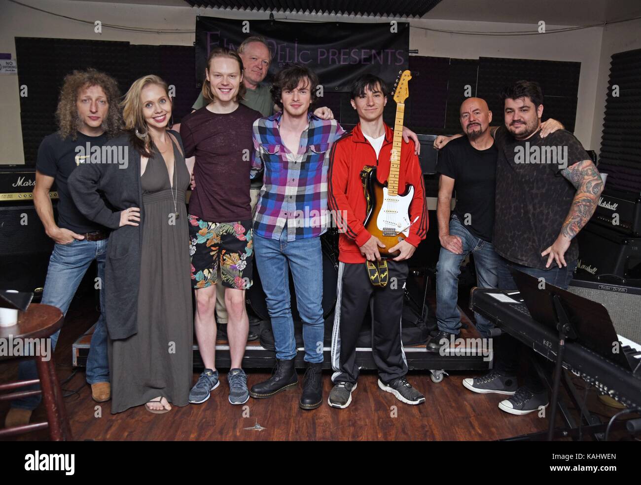 John avilla -Fotos und -Bildmaterial in hoher Auflösung – Alamy