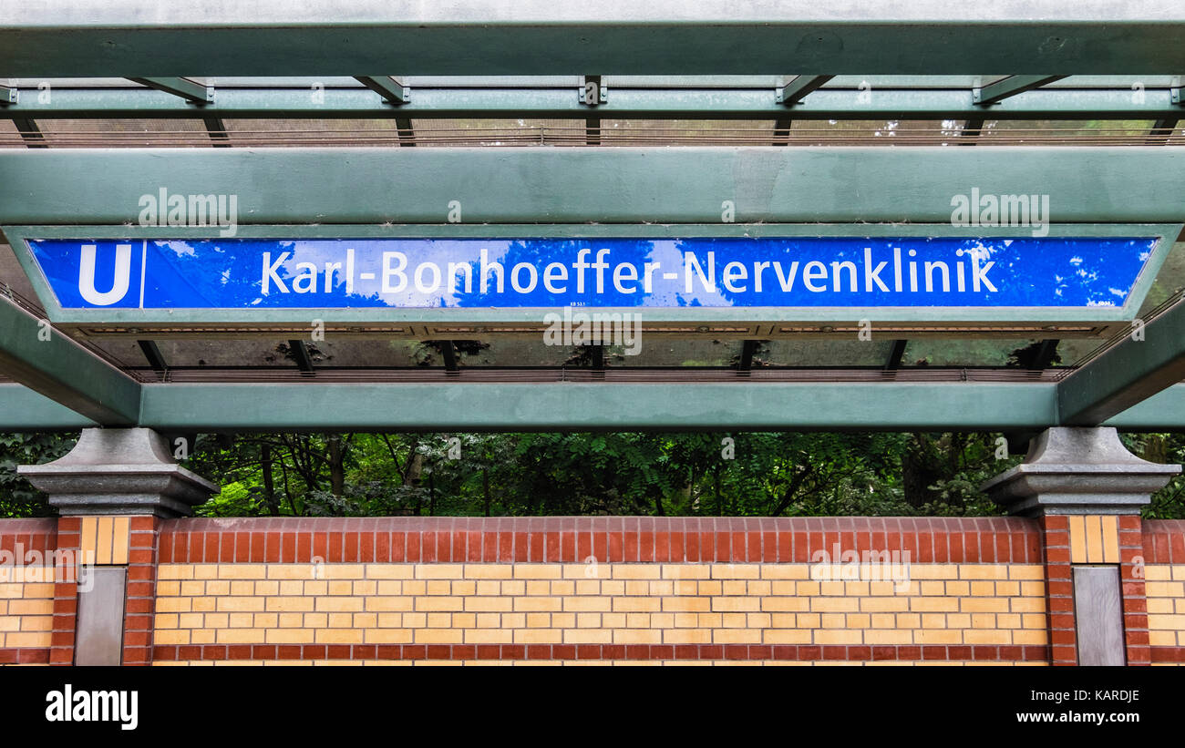 Karl-Bonhoeffer-nervenklinik U-bahn Station der Berliner U-Bahn ...