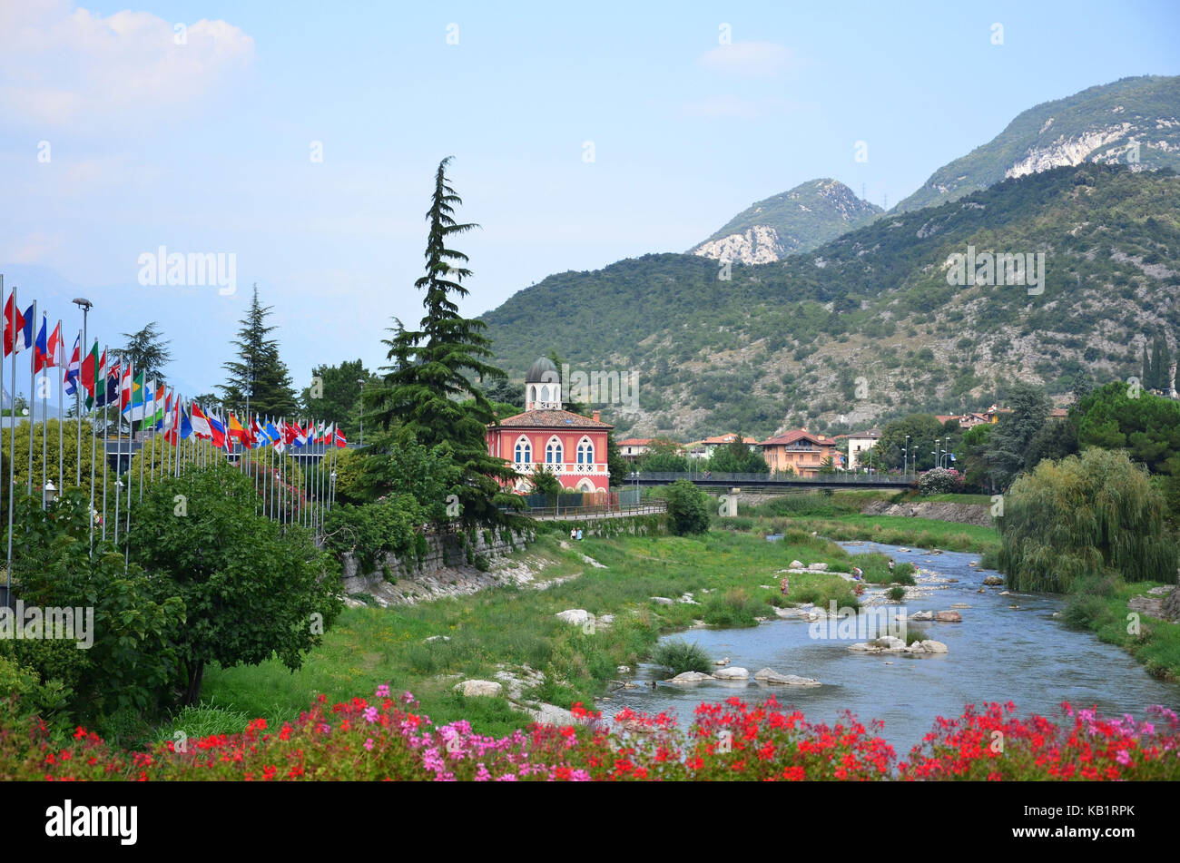 Sarca river -Fotos und -Bildmaterial in hoher Auflösung – Alamy
