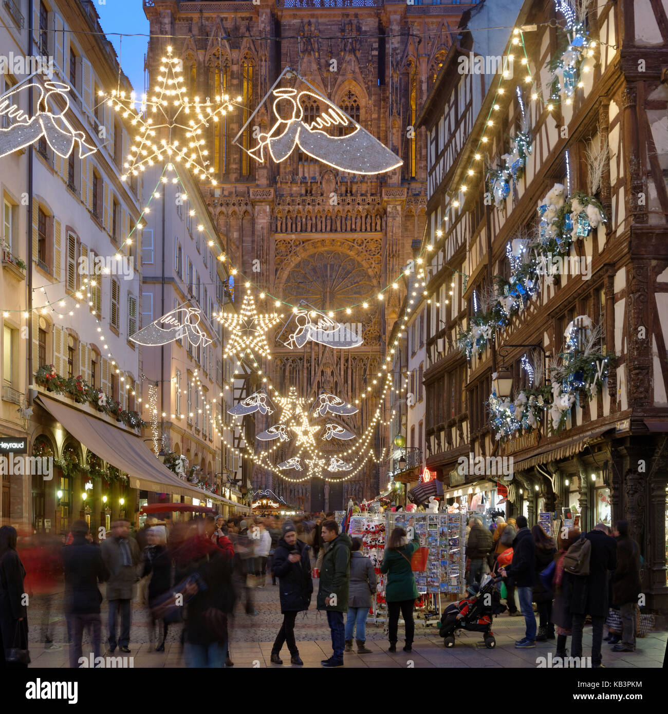 Straßburger münster winter -Fotos und -Bildmaterial in hoher Auflösung ...