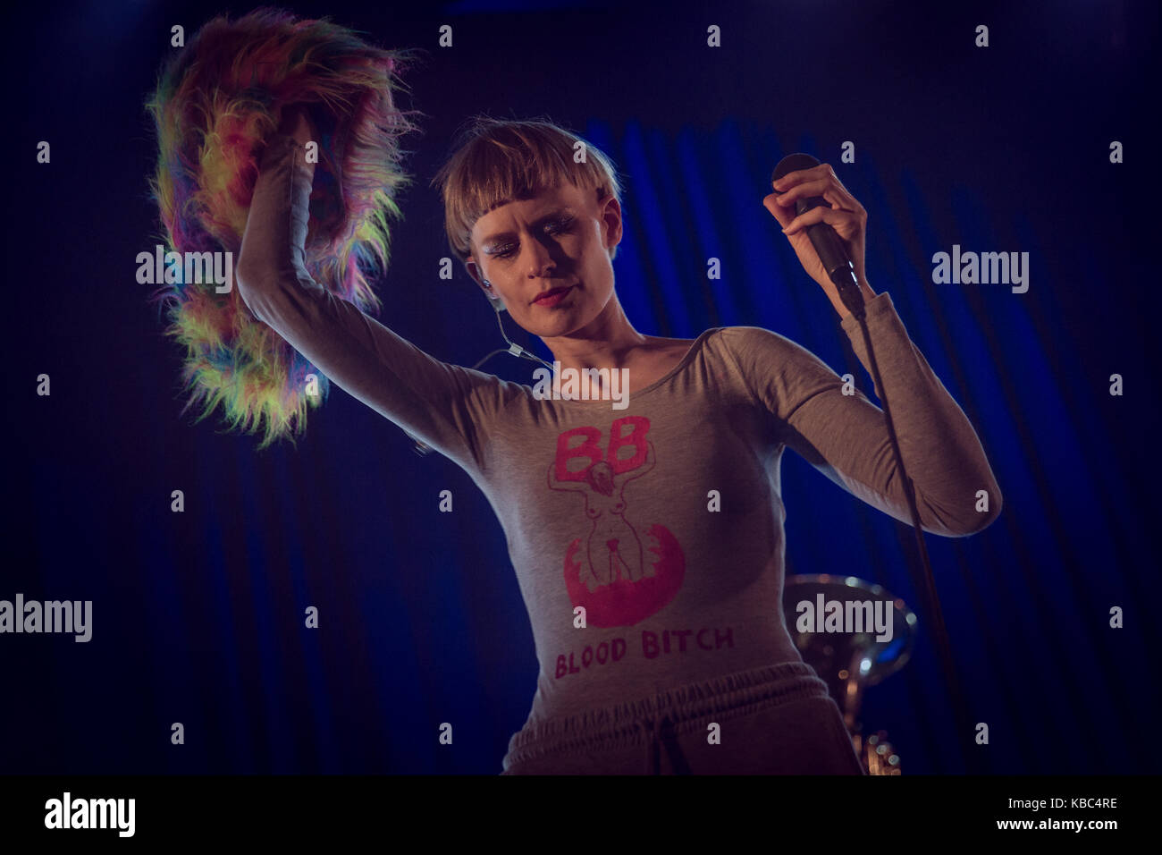 Jenny hval norwegen -Fotos und -Bildmaterial in hoher Auflösung – Alamy