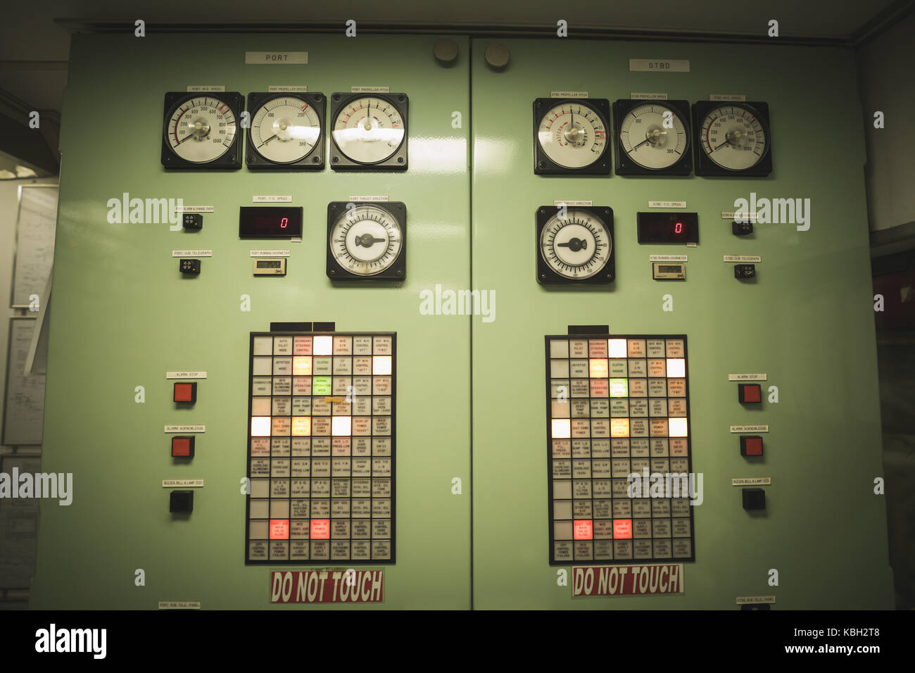 Engine control room -Fotos und -Bildmaterial in hoher Auflösung – Alamy