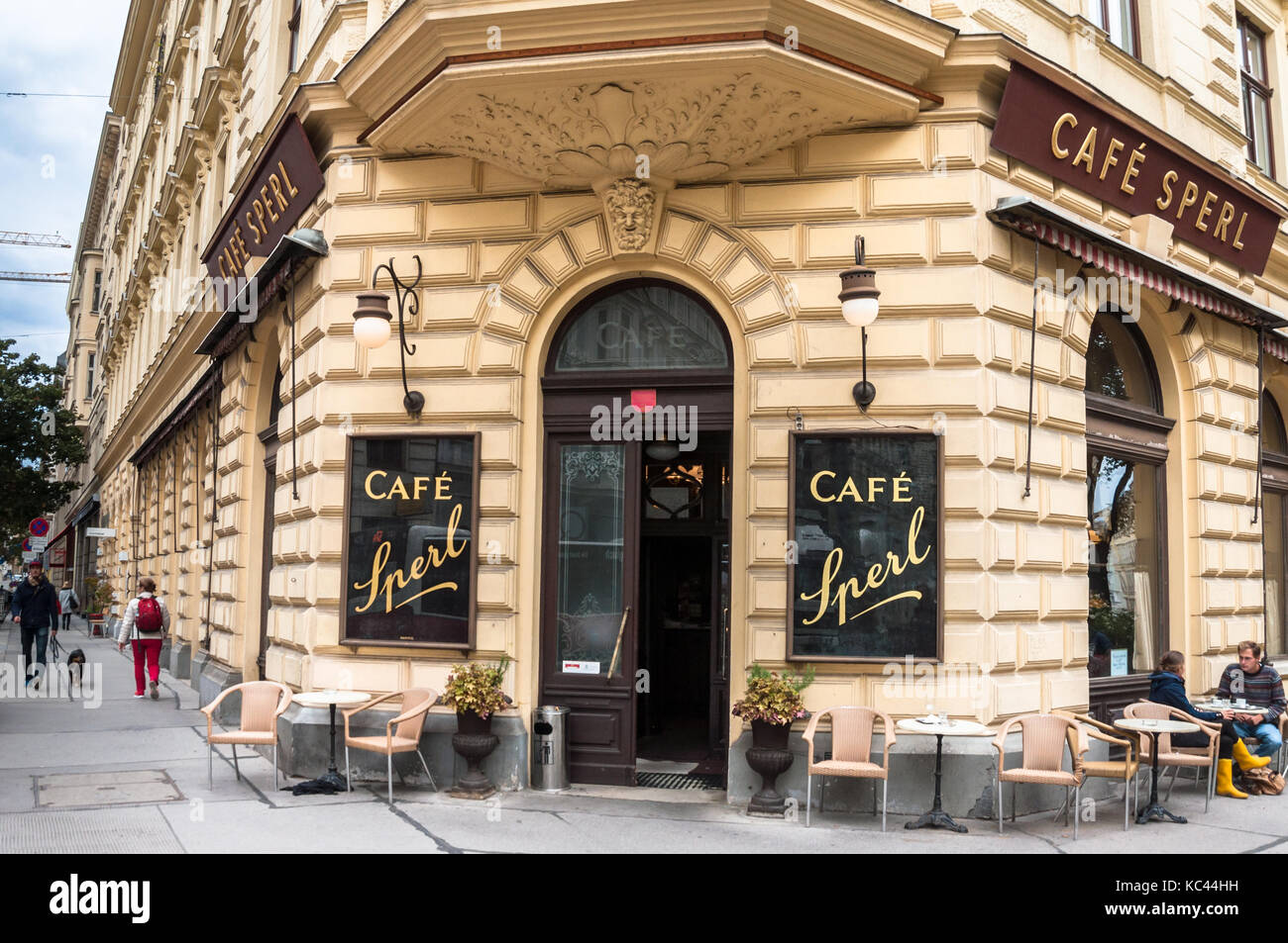 Cafe sperl wien -Fotos und -Bildmaterial in hoher Auflösung – Alamy