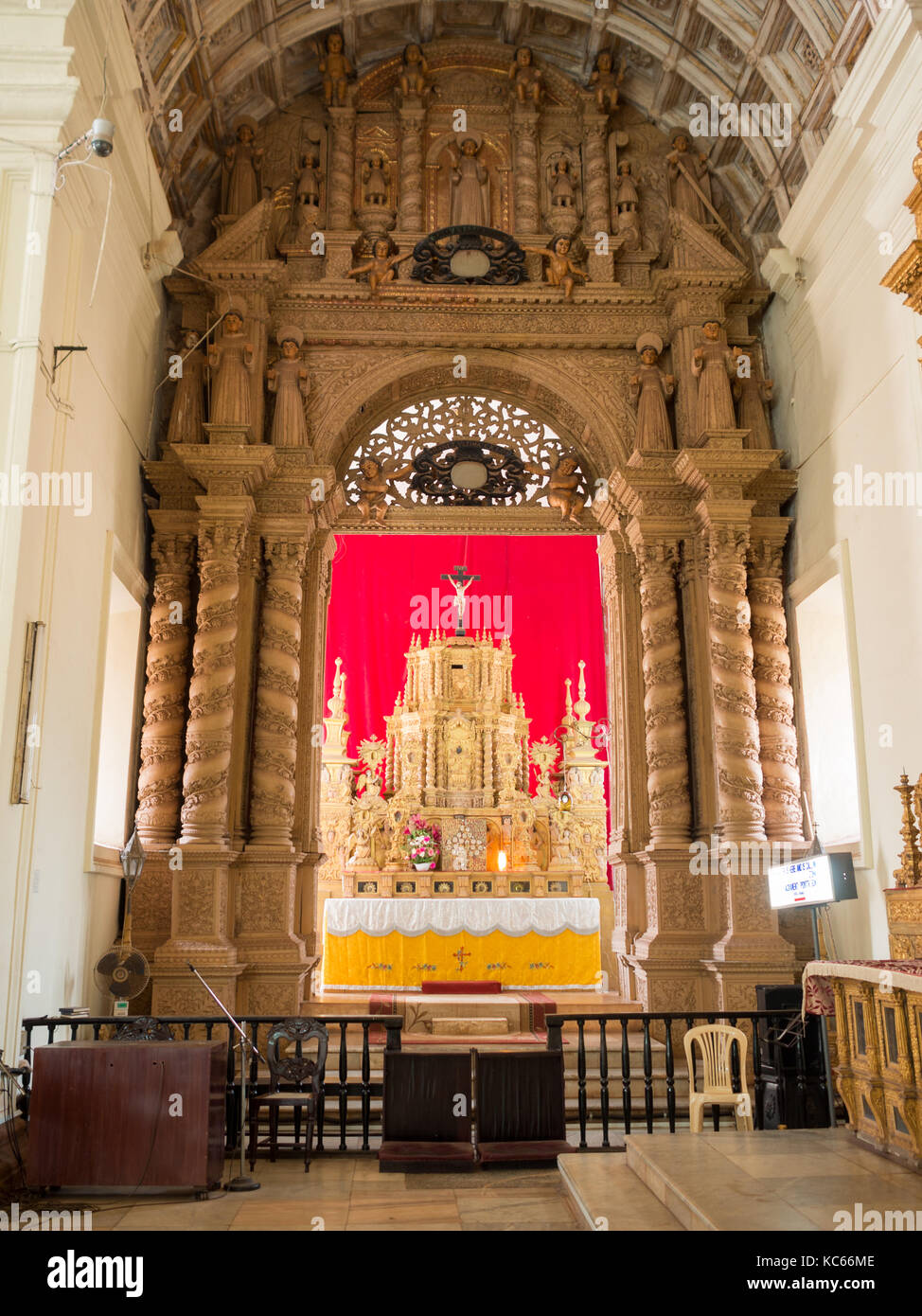 Alte goa basilika -Fotos und -Bildmaterial in hoher Auflösung – Alamy