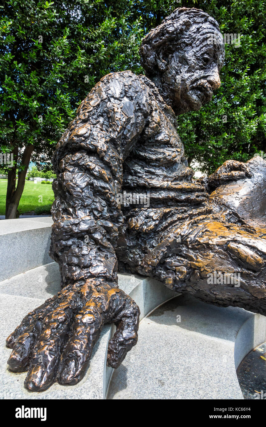 The albert einstein memorial -Fotos und -Bildmaterial in hoher ...
