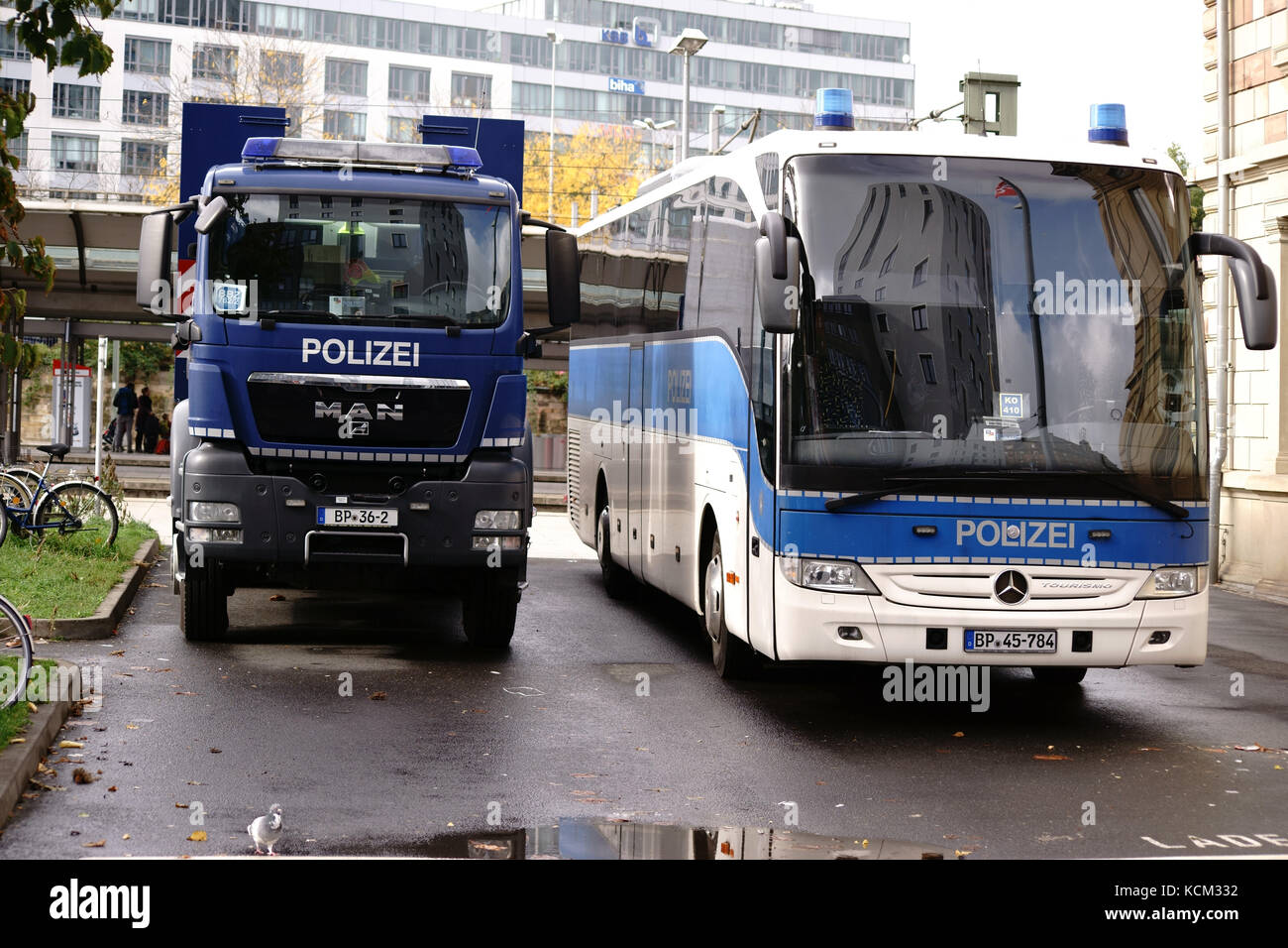 Wie ein bus -Fotos und -Bildmaterial in hoher Auflösung – Alamy