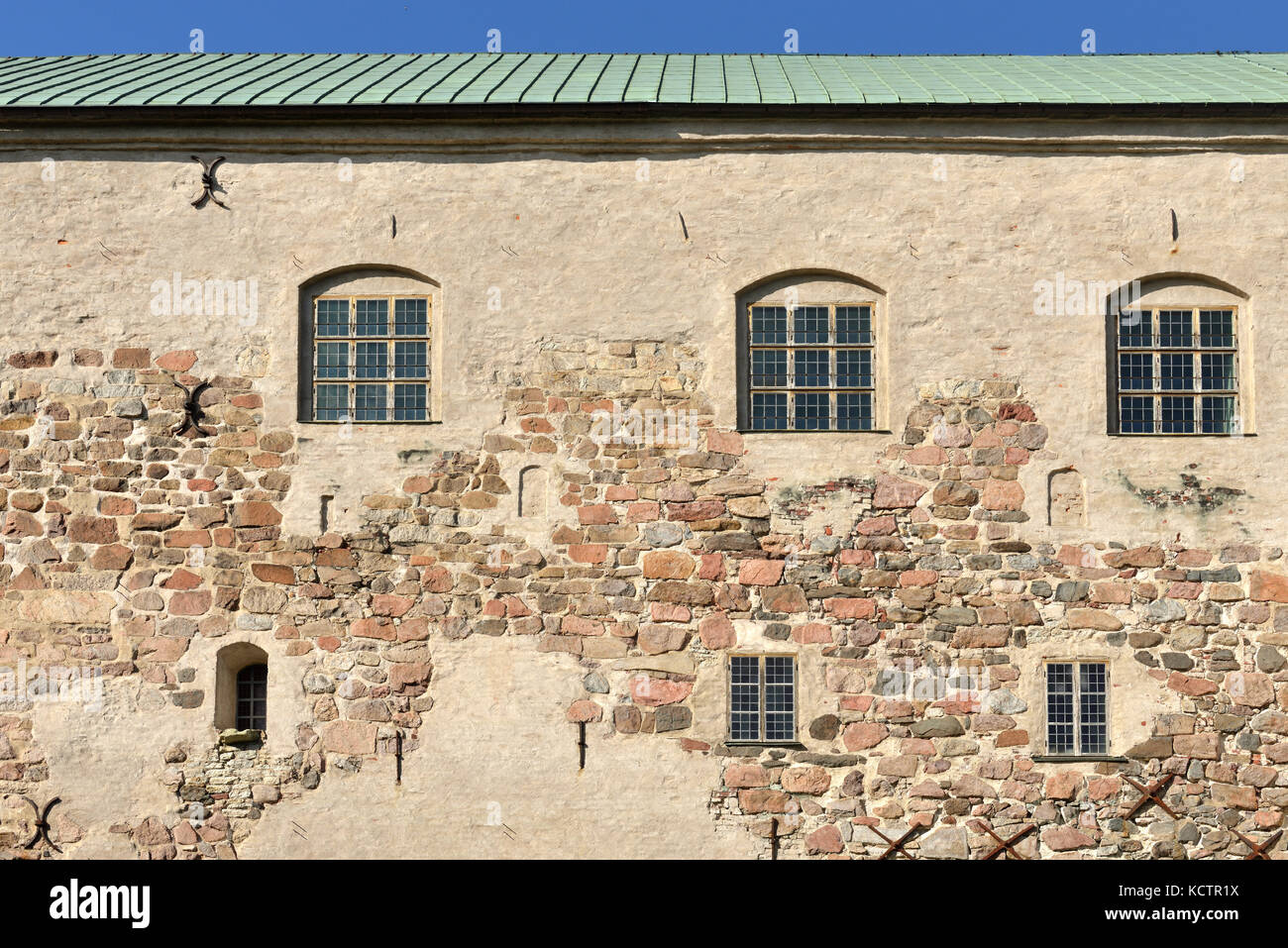 Mauer der mittelalterlichen Burg von Turku (turun Linna) in Finnland ...