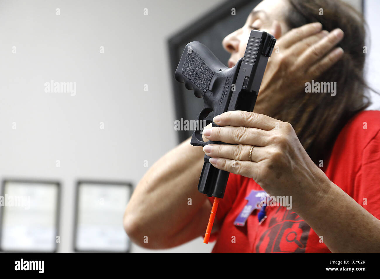 Glock 19 -Fotos und -Bildmaterial in hoher Auflösung – Alamy