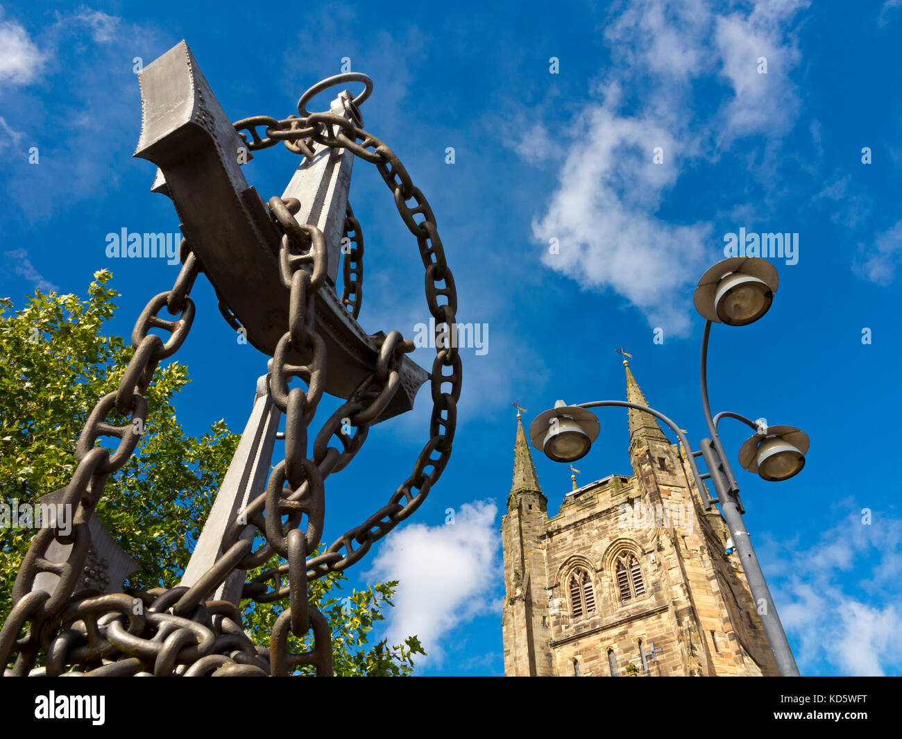 Colin Grazier Memorial Skulptur von walenty Pytel in Tamworth ...