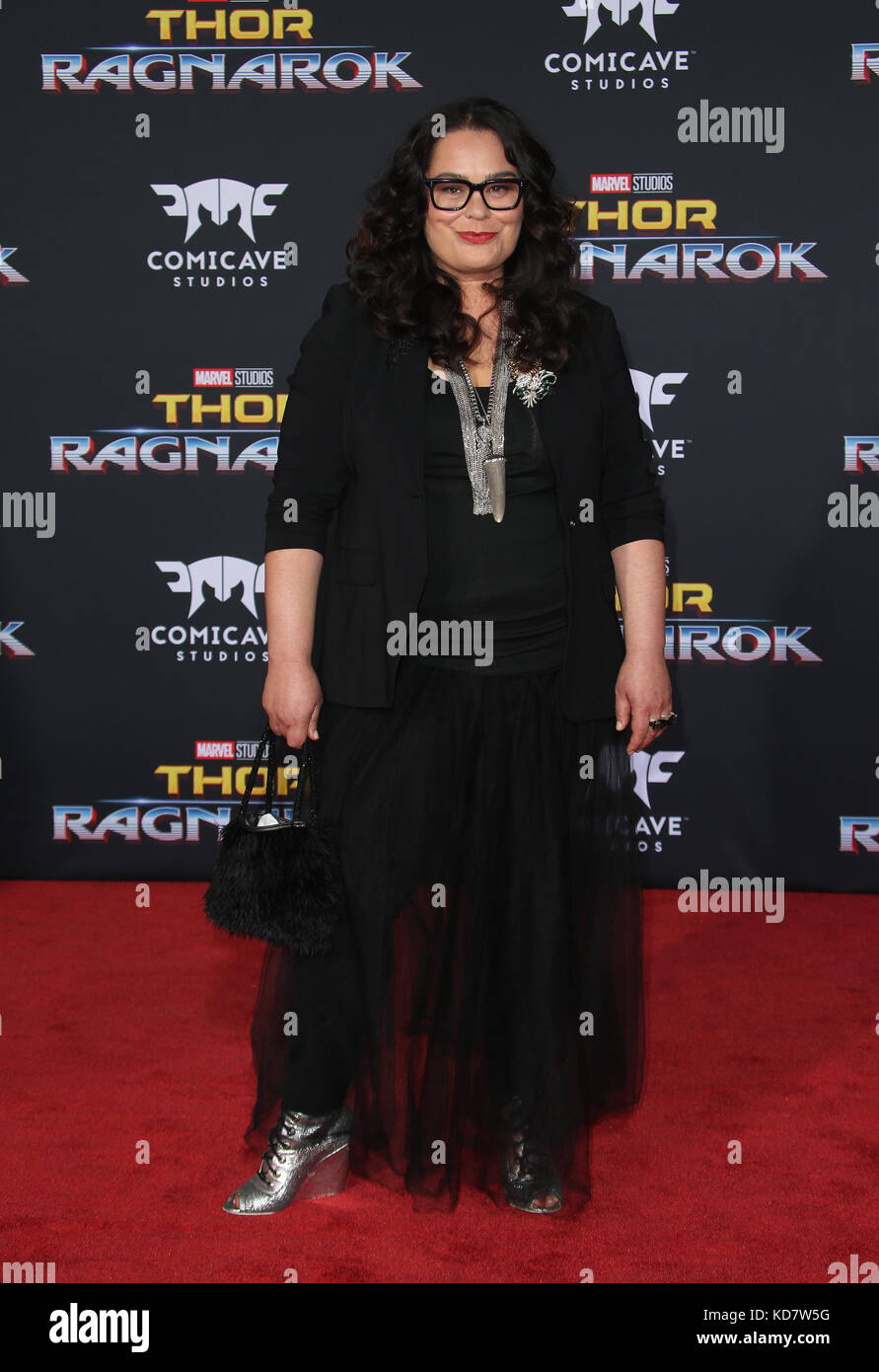 Thor ragnarok rachel house -Fotos und -Bildmaterial in hoher Auflösung ...