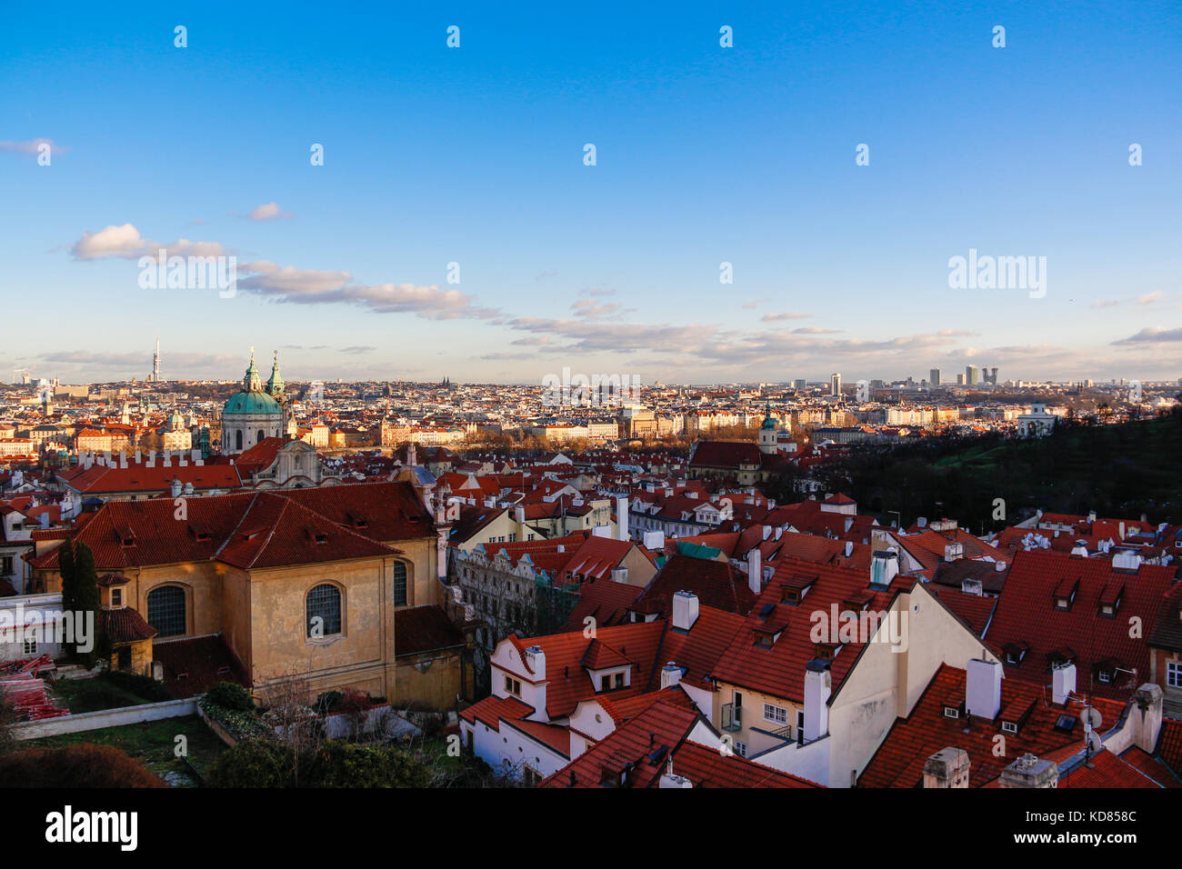 Luftaufnahme der Stadt, Prag, Tschechische Republik Stockfotografie - Alamy