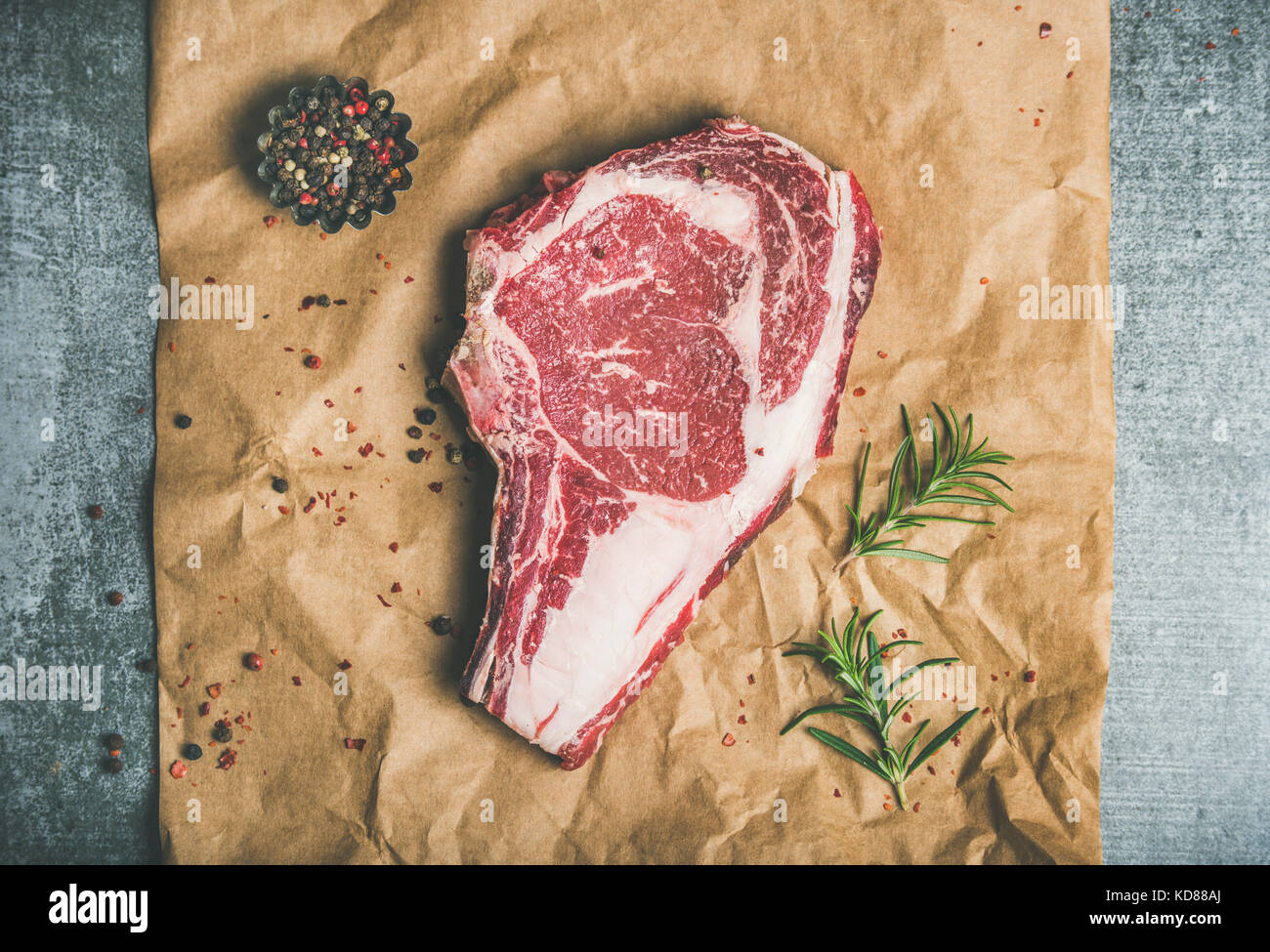 Knochen handwerk -Fotos und -Bildmaterial in hoher Auflösung – Alamy