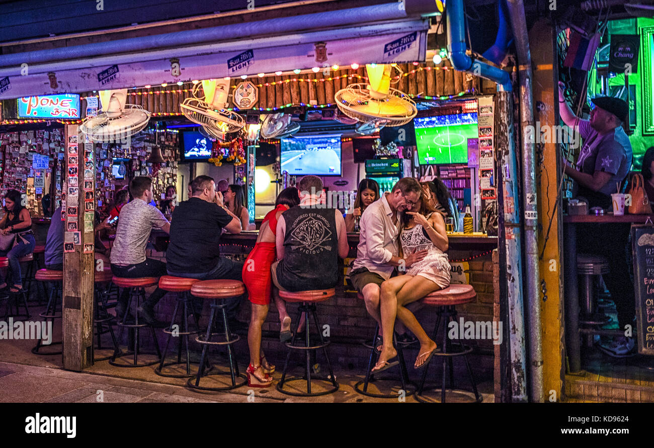 Thailand Patong Beach Phuket bar in Bangla Road Stockfotografie - Alamy