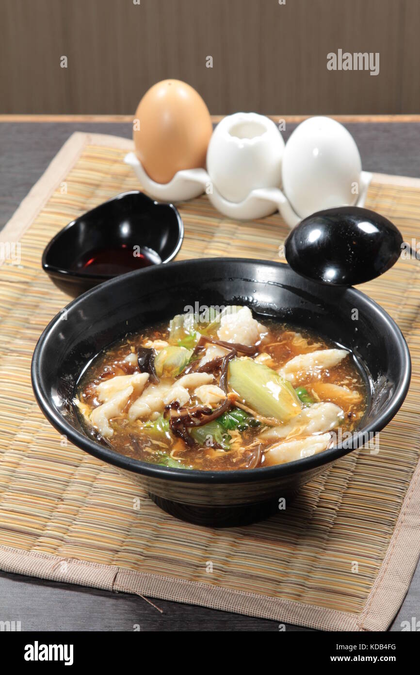 Chinesischen Supreme Huhn oder Fisch Brühe Stockfotografie - Alamy