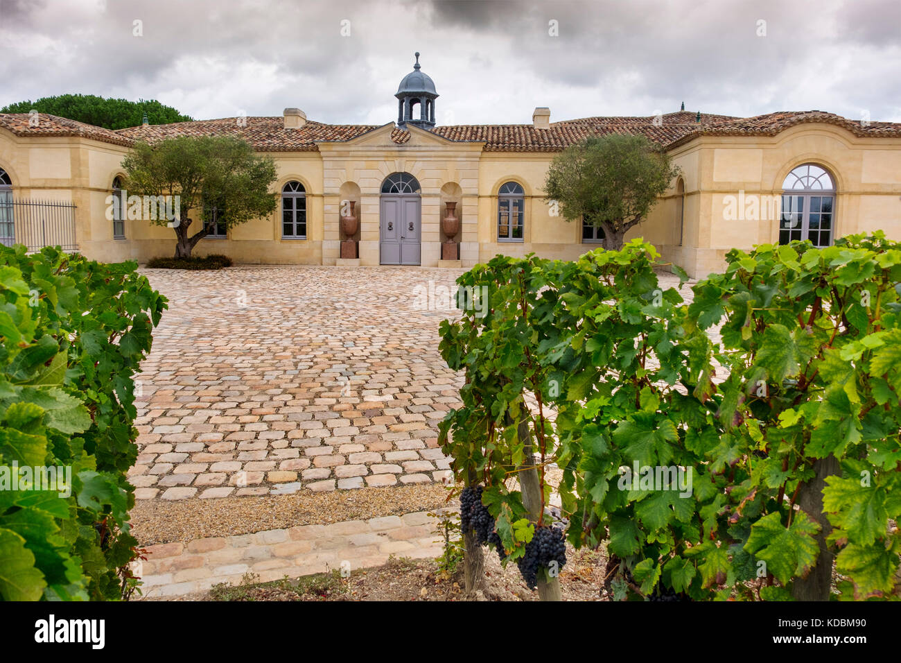 Weingut Gebäude. Chateau Petrus, Pomerol. Bordeaux Wein Region. Region ...