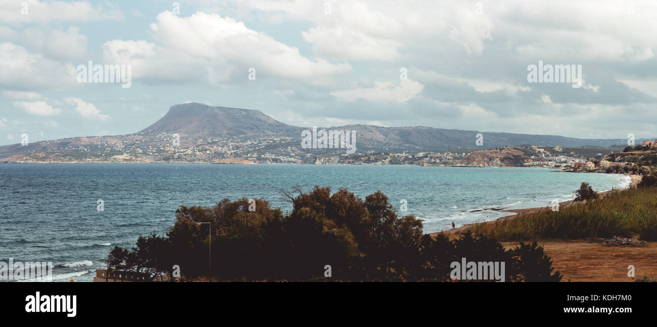 Kalives strand -Fotos und -Bildmaterial in hoher Auflösung – Alamy