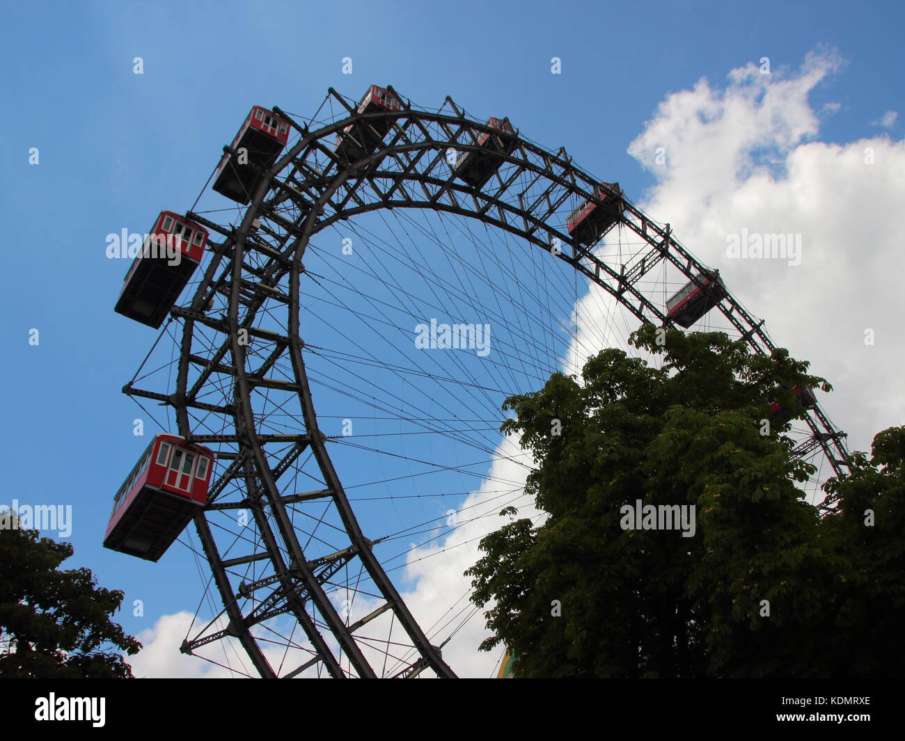 Wien riesenrad gondel -Fotos und -Bildmaterial in hoher Auflösung – Alamy