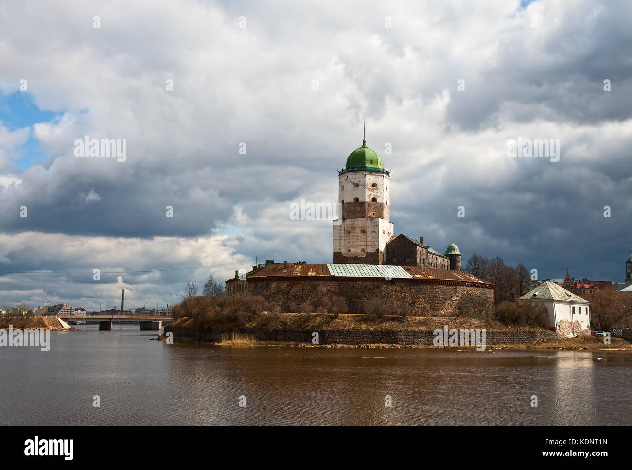 Schloss russland -Fotos und -Bildmaterial in hoher Auflösung – Alamy
