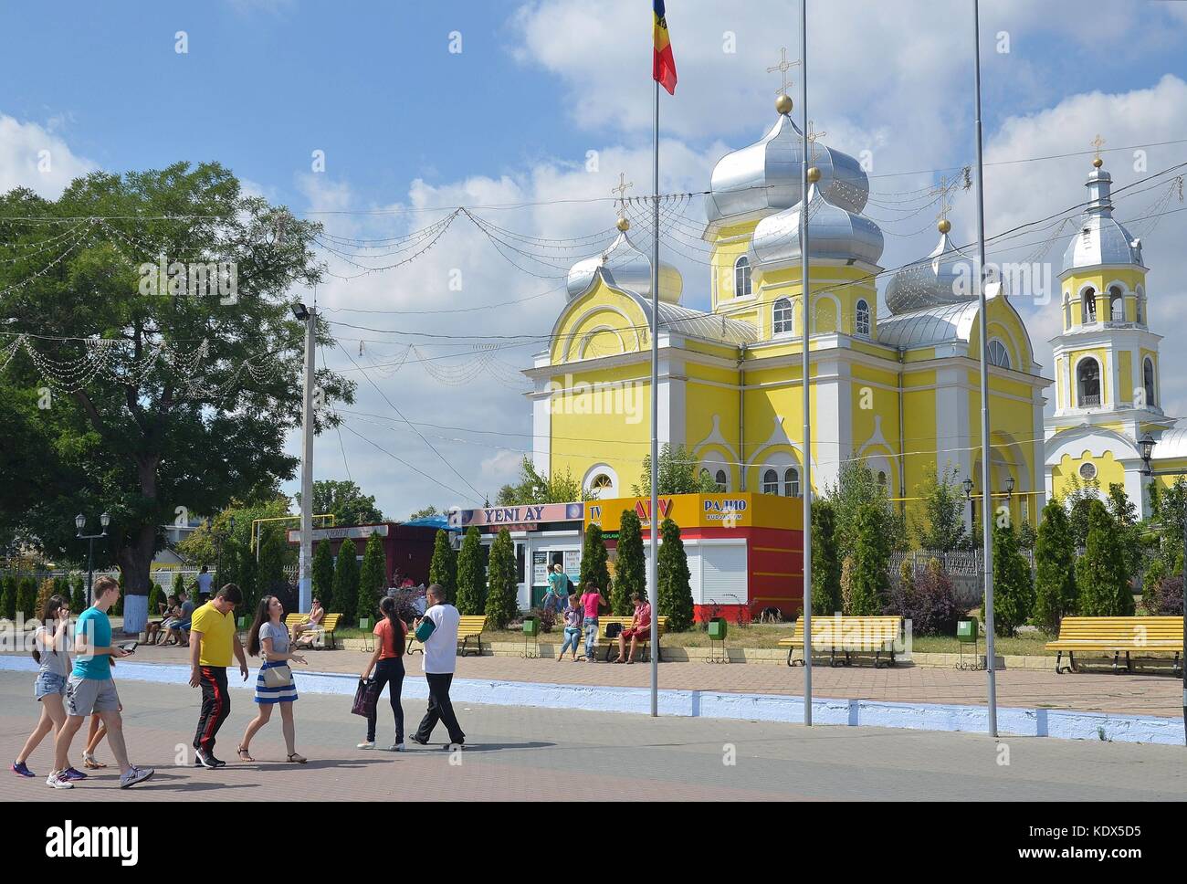 Kirche und Radio Station in Comrat, der Hauptstadt von Gagausien ...