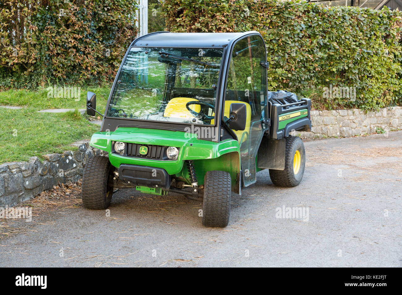 John deere gator -Fotos und -Bildmaterial in hoher Auflösung – Alamy