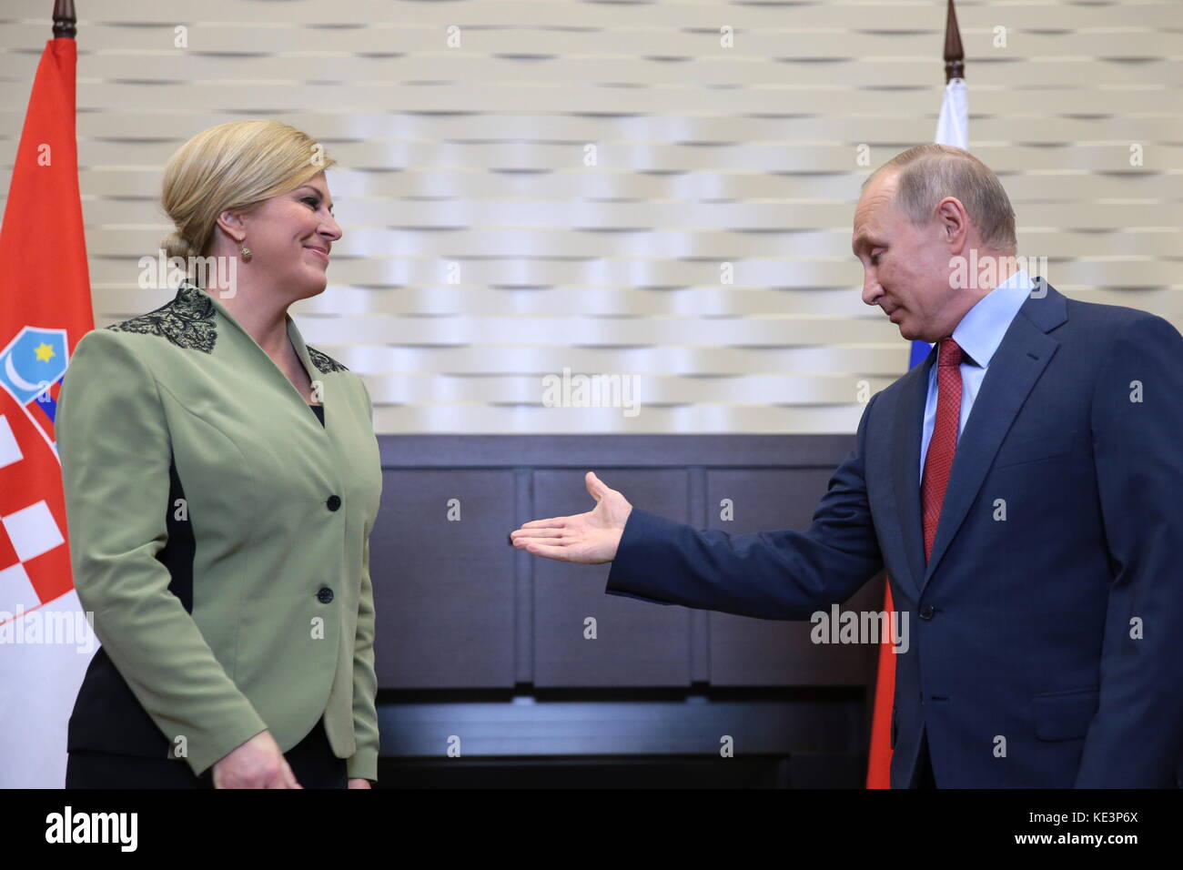 Sochi, Russland - Oktober 18, 2017: Kroatiens Präsident Kolinda Grabar ...