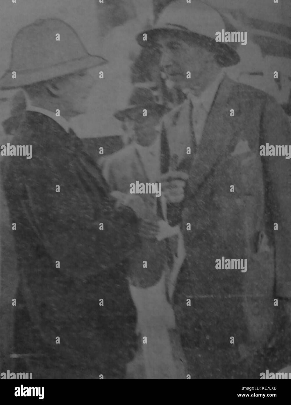 Richard Feetham und Ernest Macnaghten in Shanghai im Jahr 1931 ...