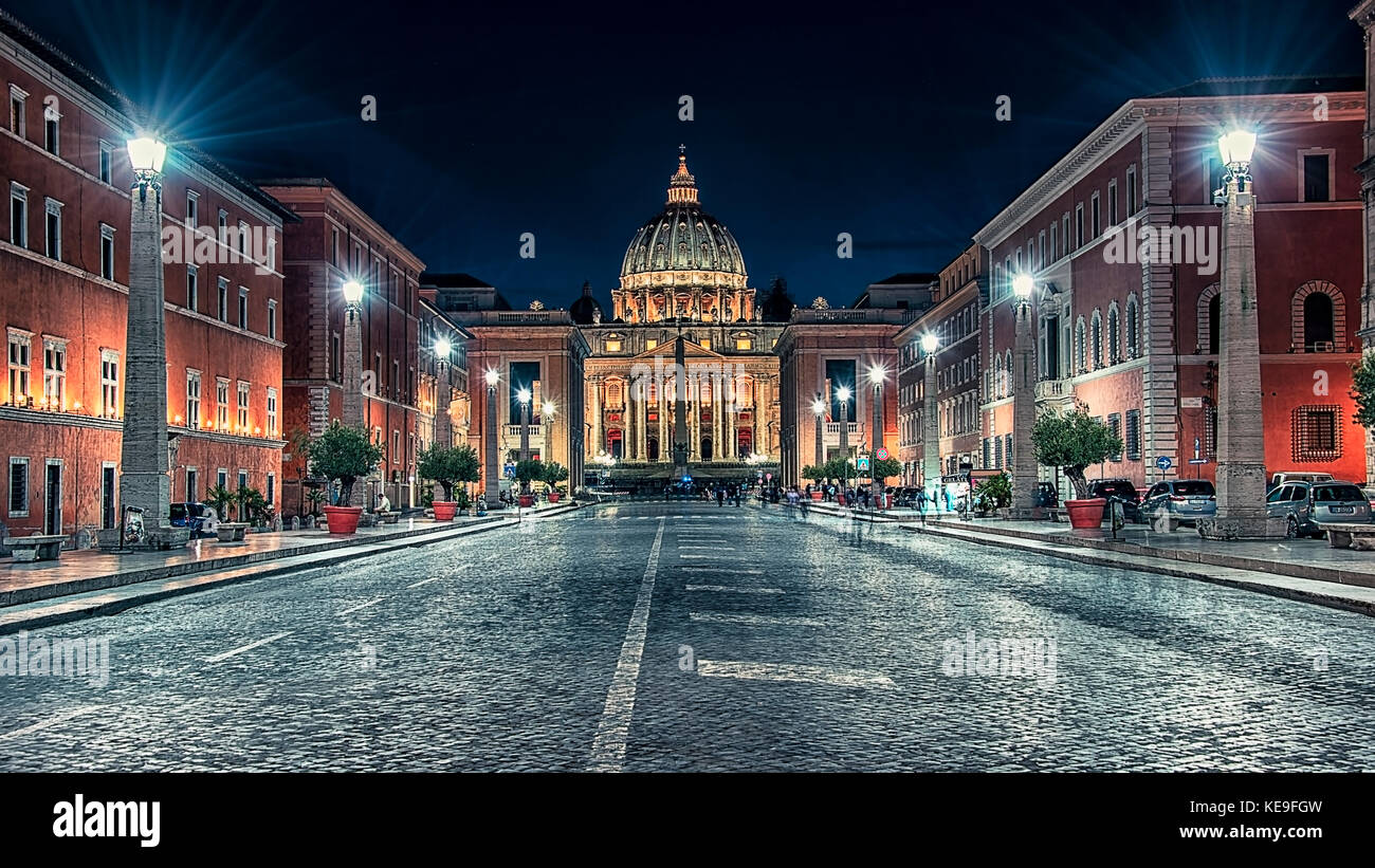 St peters basilica and st peters square in vatican city -Fotos und ...