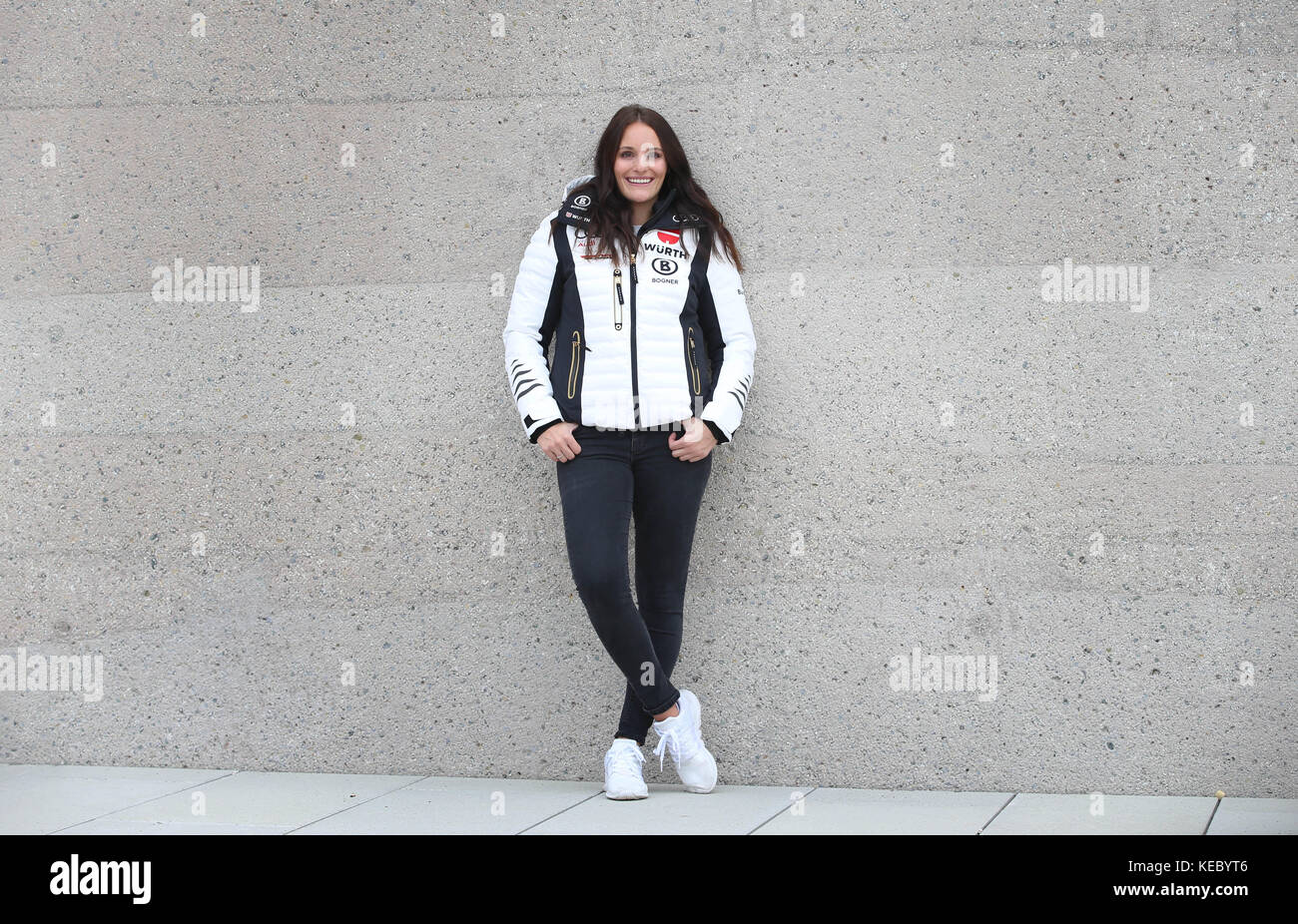 Künzelsau, Deutschland. 19 Okt, 2017. des Deutschen Skiverbandes racer ...