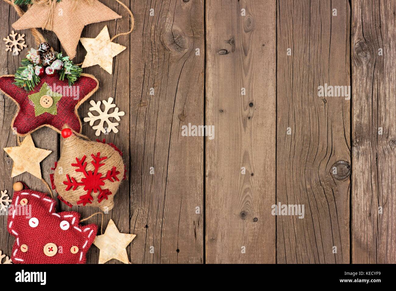 Cloth ornaments -Fotos und -Bildmaterial in hoher Auflösung – Alamy