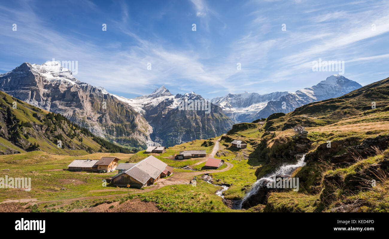 Mountain huts -Fotos und -Bildmaterial in hoher Auflösung – Alamy