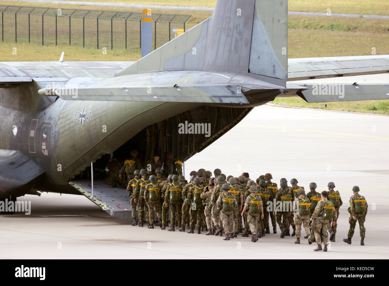 Transall c160 -Fotos und -Bildmaterial in hoher Auflösung – Alamy