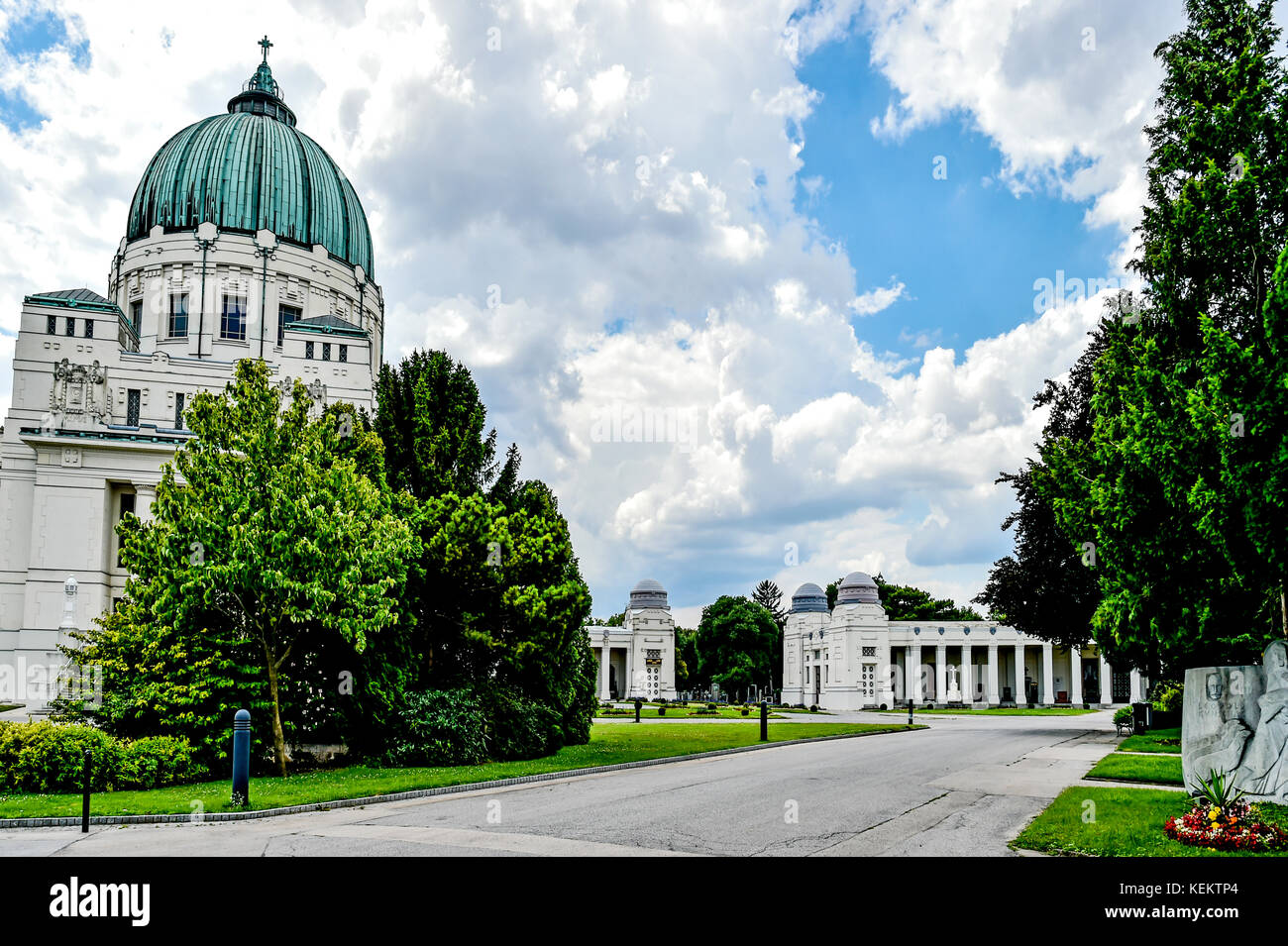 Wiener zentralfriedhof -Fotos und -Bildmaterial in hoher Auflösung – Alamy