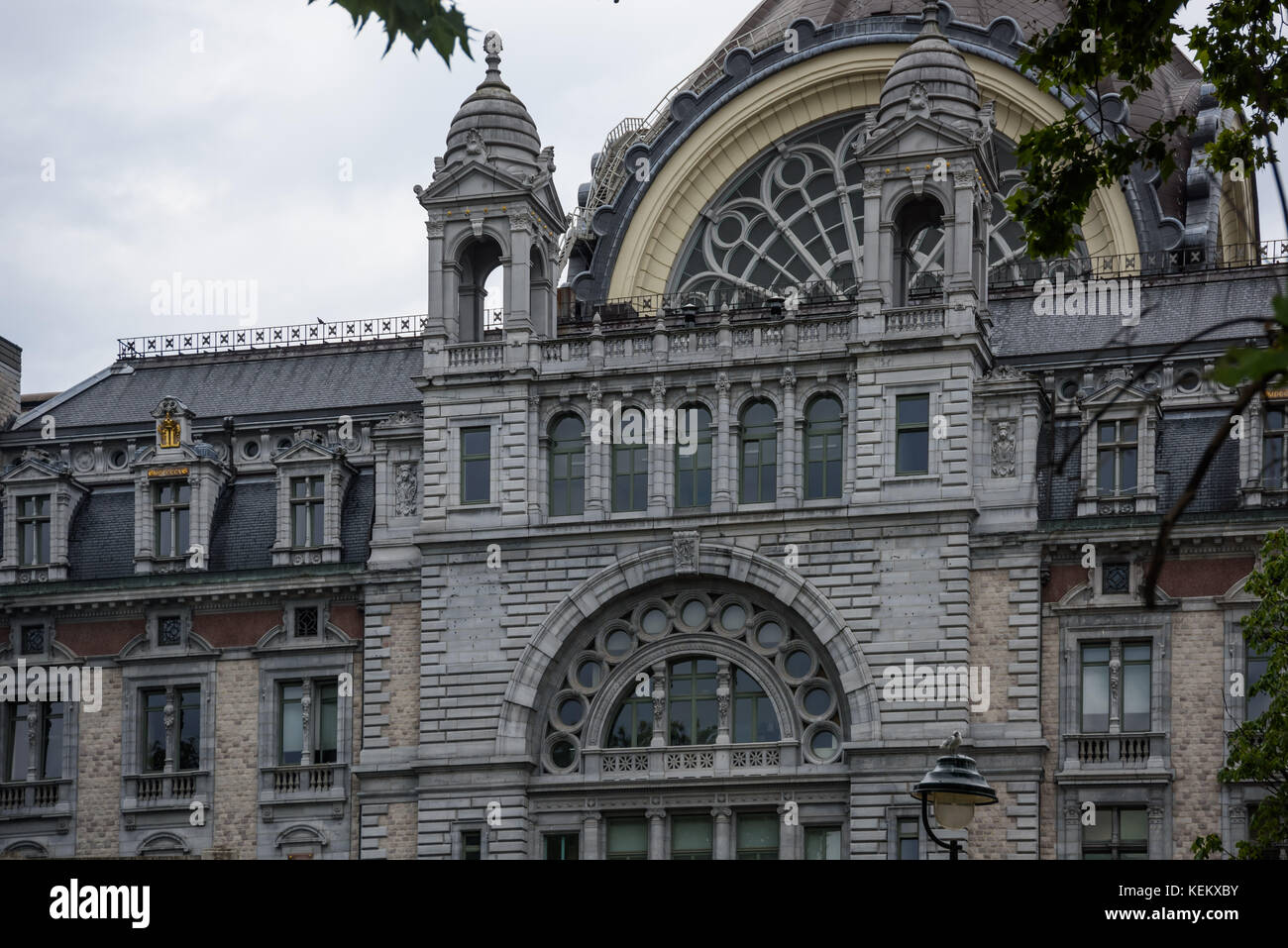 Bahnhof antwerpen centraal -Fotos und -Bildmaterial in hoher Auflösung ...