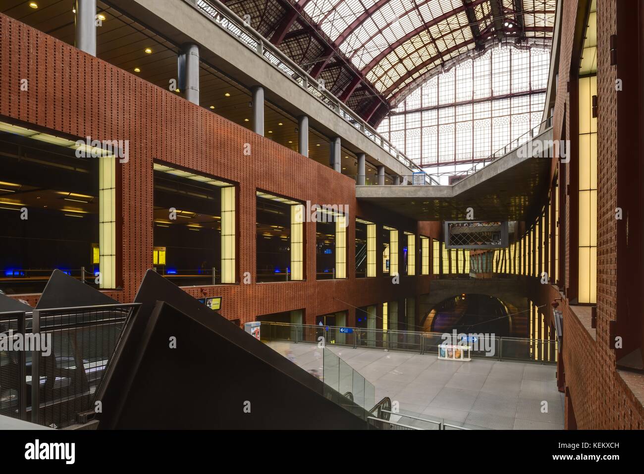 Bahnhof Antwerpen Centraal Stockfotos und -bilder Kaufen - Alamy