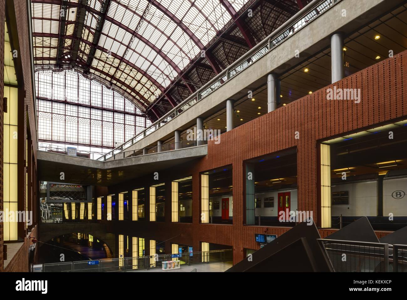 Antwerpen, Bahnhof Antwerpen-Centraal - Antwerpen, Hauptbahnhof ...