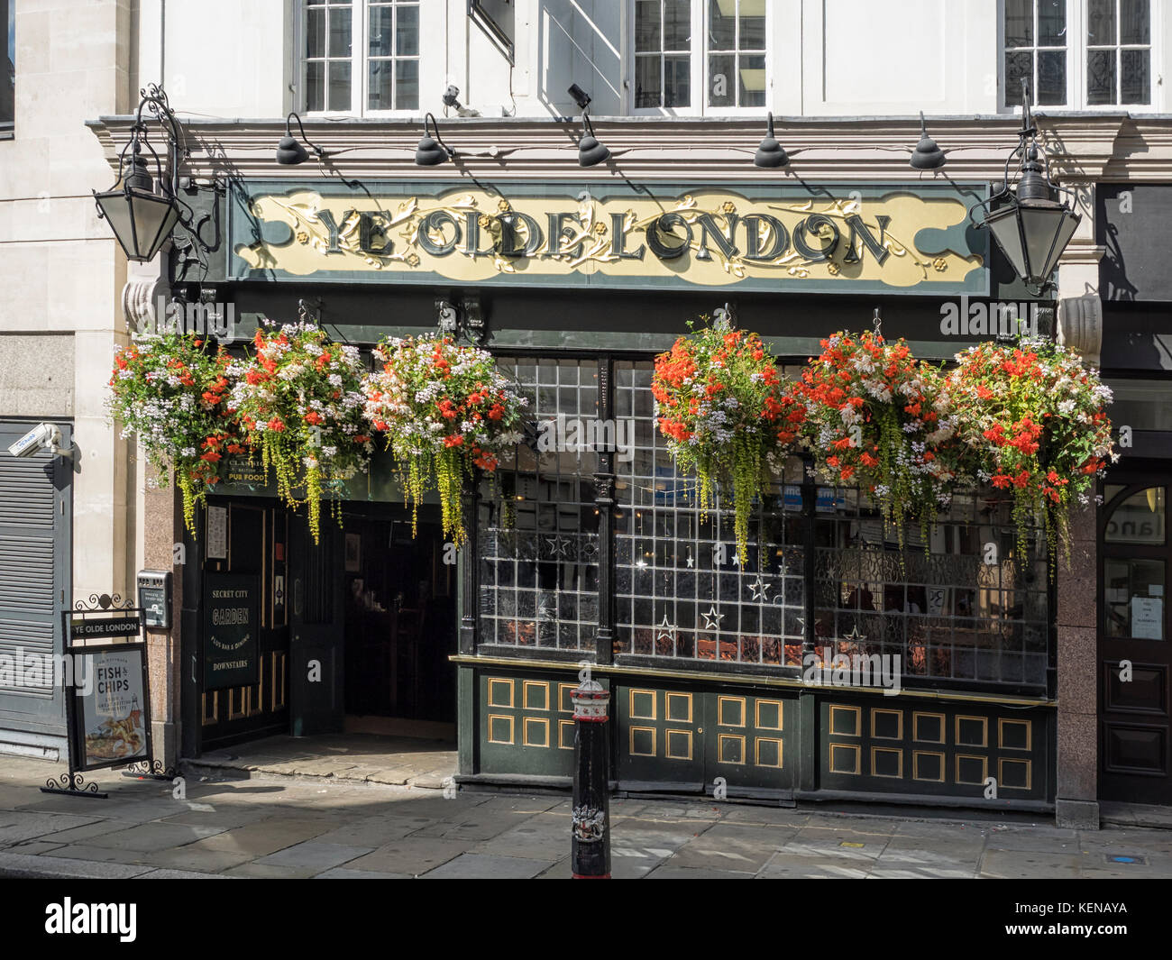 Londoner pub -Fotos und -Bildmaterial in hoher Auflösung – Alamy