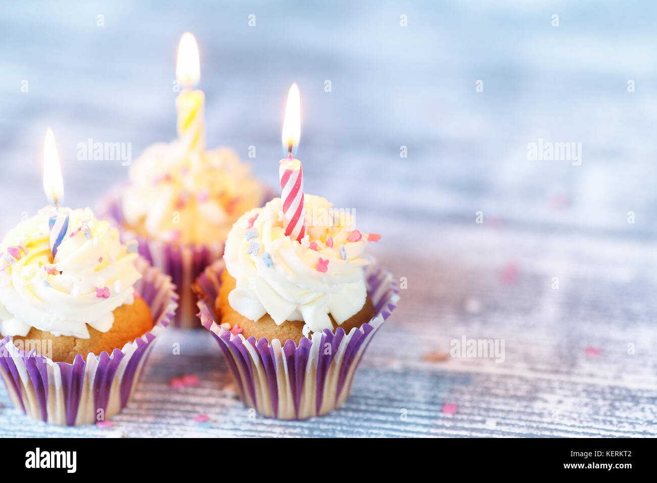 Colorful Happy Birthday Card Stockfotos und -bilder Kaufen - Alamy