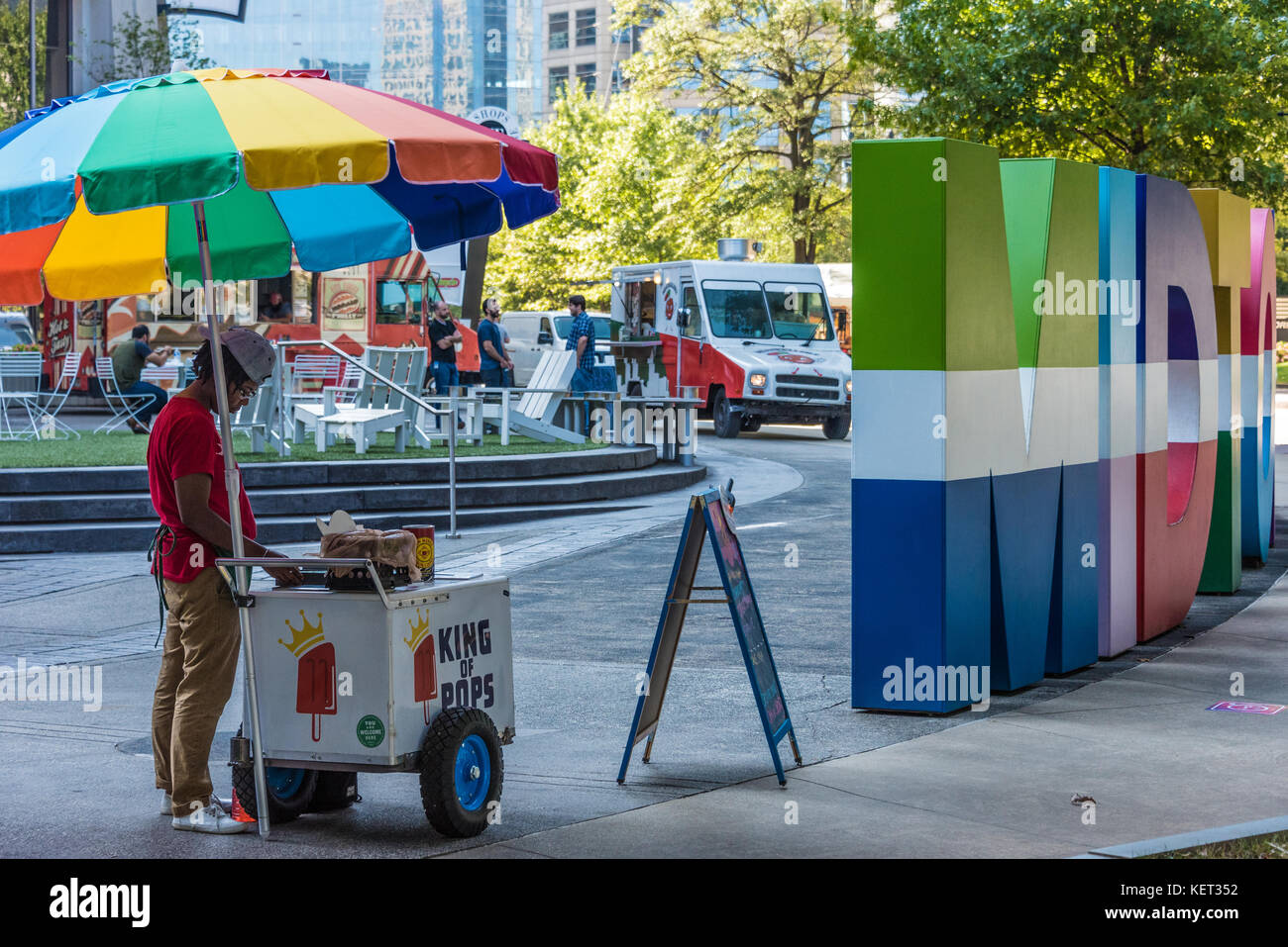 Kolonie square midtown -Fotos und -Bildmaterial in hoher Auflösung – Alamy