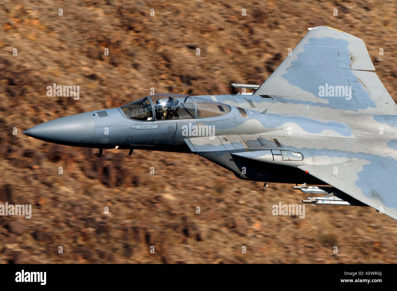 Fresno air nationalgarde -Fotos und -Bildmaterial in hoher Auflösung ...