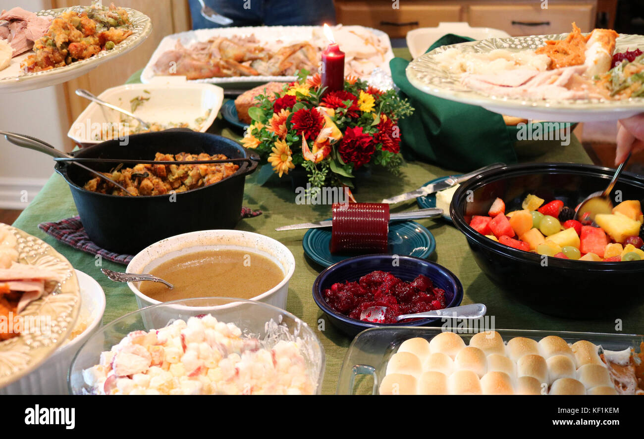 Thanksgiving feast -Fotos und -Bildmaterial in hoher Auflösung – Alamy