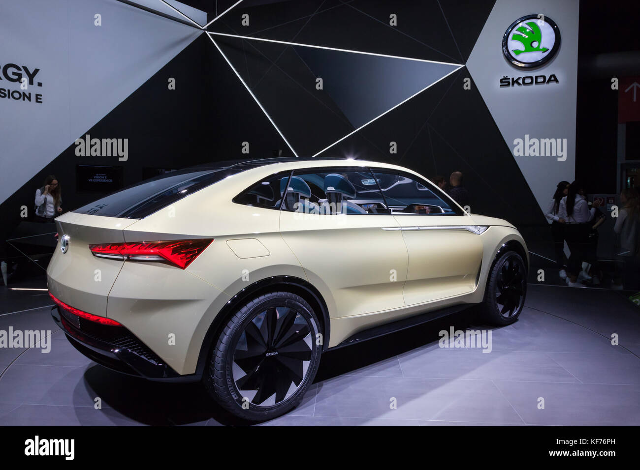 Skoda Vision E Stockfotos und -bilder Kaufen - Alamy