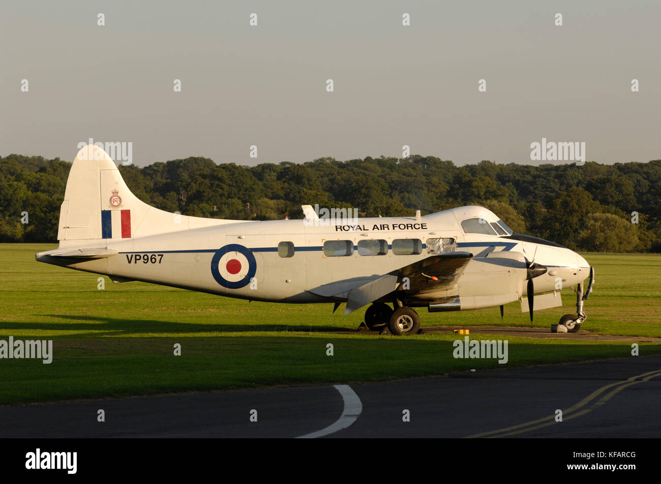 De havilland dh104 devon -Fotos und -Bildmaterial in hoher Auflösung – Alamy